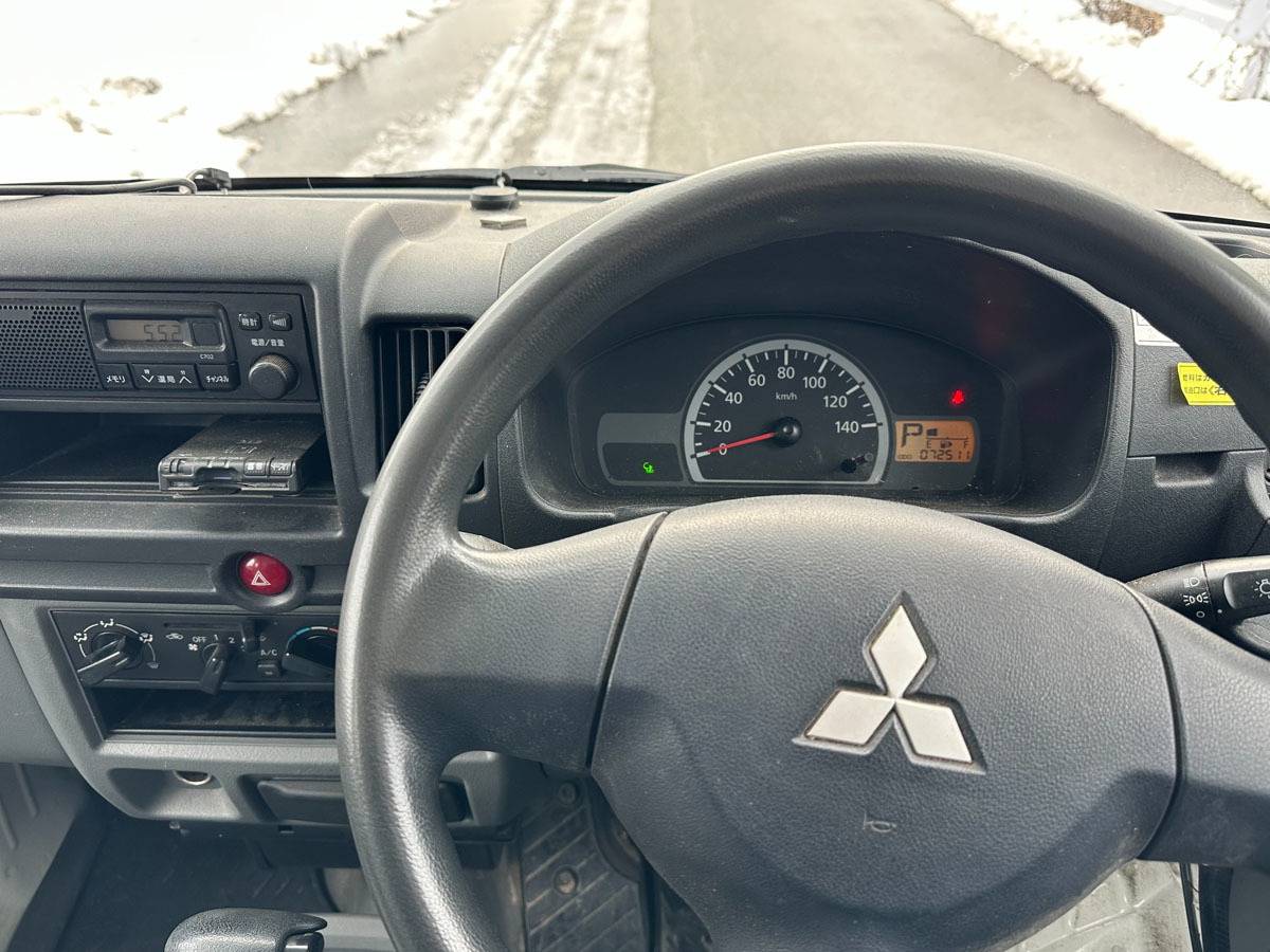 Yahoo!オークション - H22年 走行72600km 4WD 3AT 機関良好 下回りも...