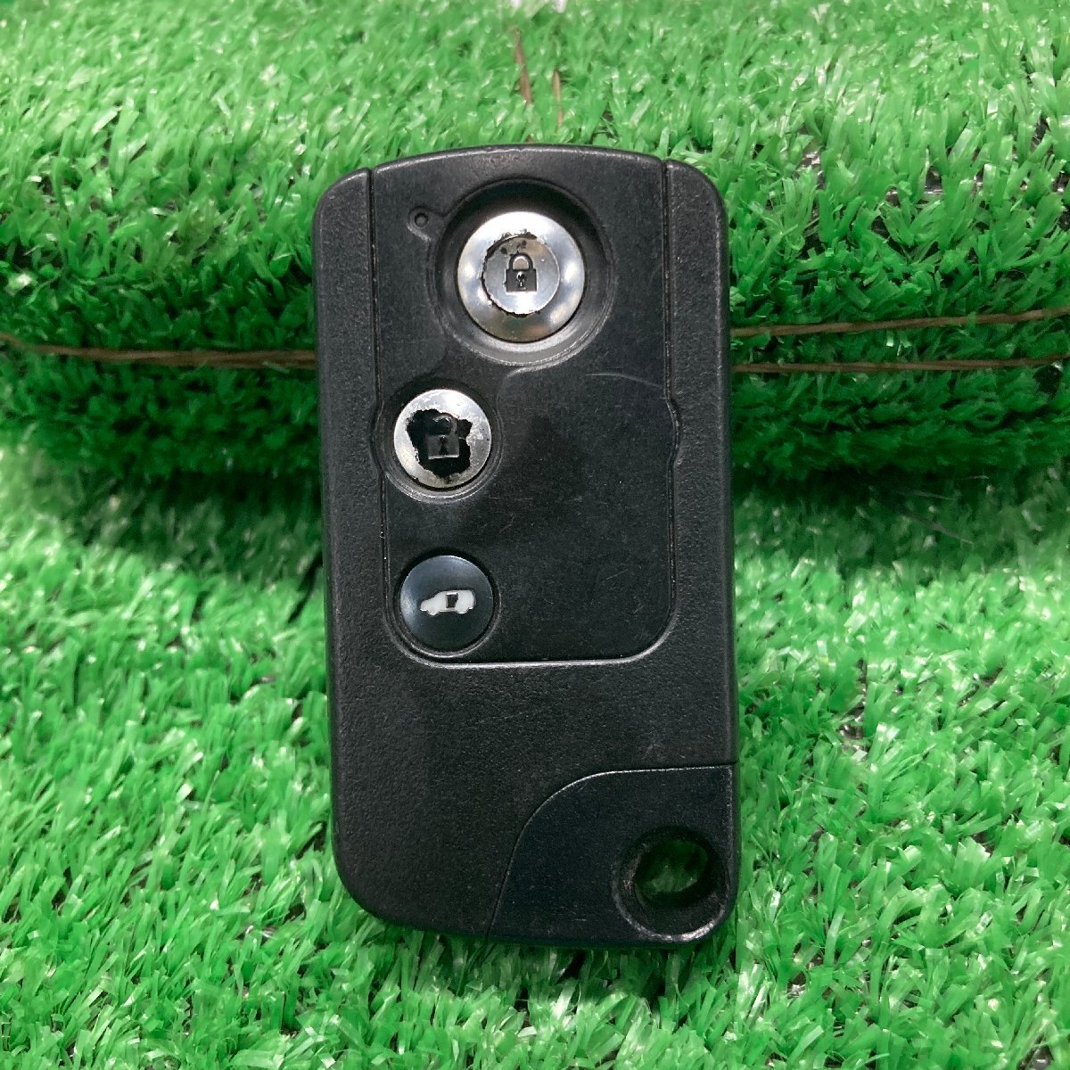 Yahoo!オークション - フリード G GB3 キーレス スマートキ 片側スラ...