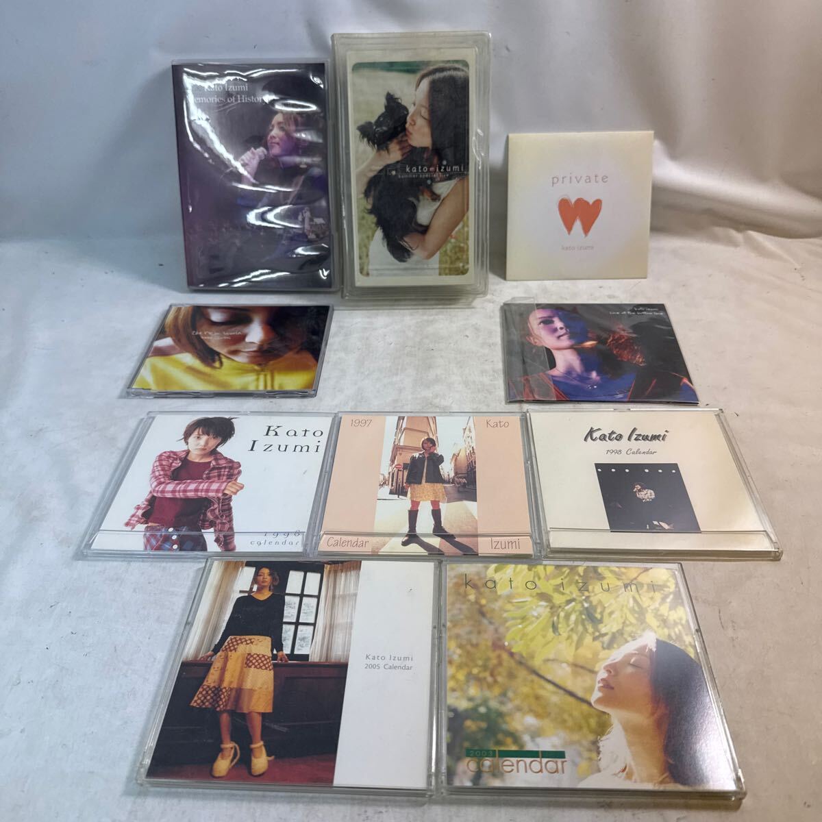 Yahoo!オークション - K212-110 加藤いづみ CD・DVD・カレンダーまとめ...