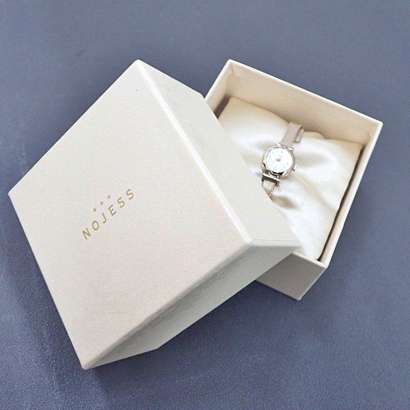 Yahoo!オークション - 【 極上美品 】 NOJESS 1D0111 クォーツ 4Pダイ...