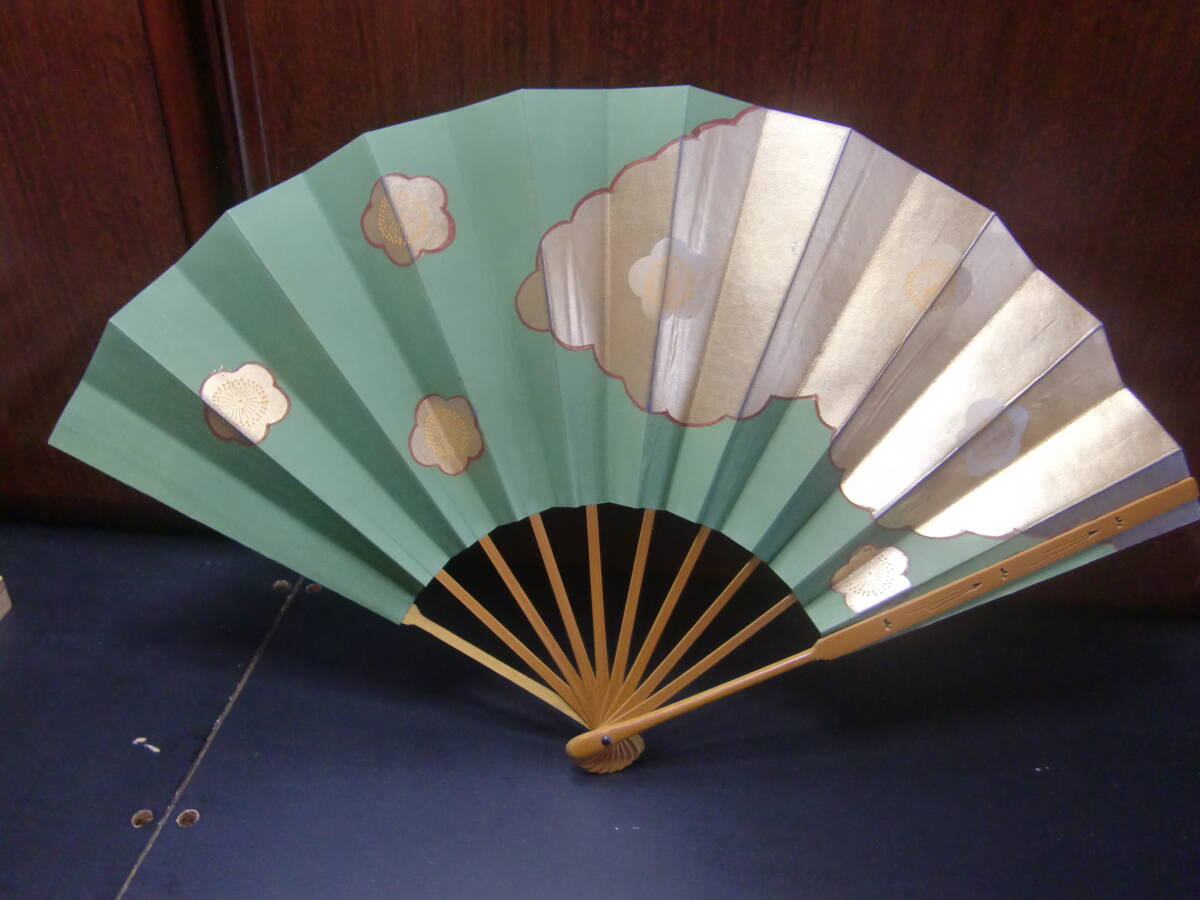 Yahoo!オークション - 扇 京都十松屋福井 春の梅 中古品 DP23-50SN