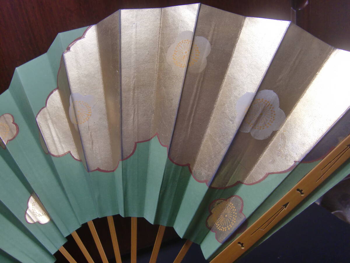 Yahoo!オークション - 扇 京都十松屋福井 春の梅 中古品 DP23-50SN