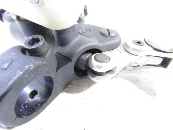 Yahoo!オークション - ドゥカティ ST3S 大人気 ブレンボ製 フロントマ...