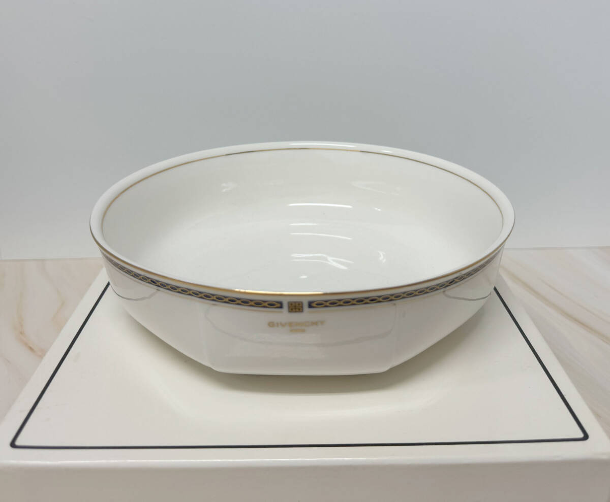 Yahoo!オークション - GIVENCHY ジバンシー PARIS yamaka ブランド 洋...