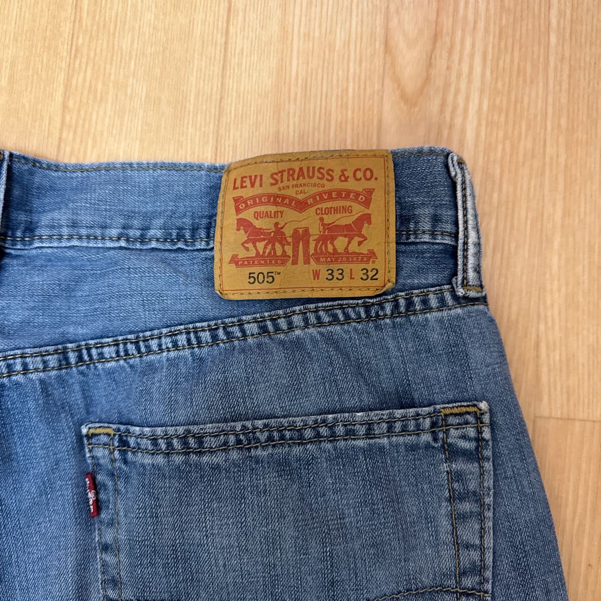 Yahoo!オークション - Levi's 即決 505 W33 (86cm) L32(80cm) リーバイ...