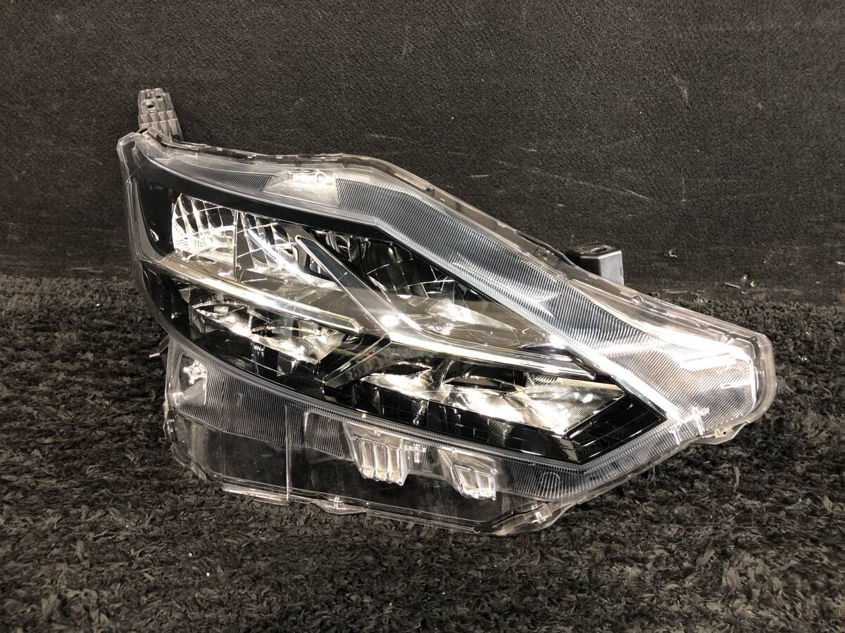 Yahoo!オークション - デイズ 右ヘッドランプ 右ヘッドライト B44W B45...