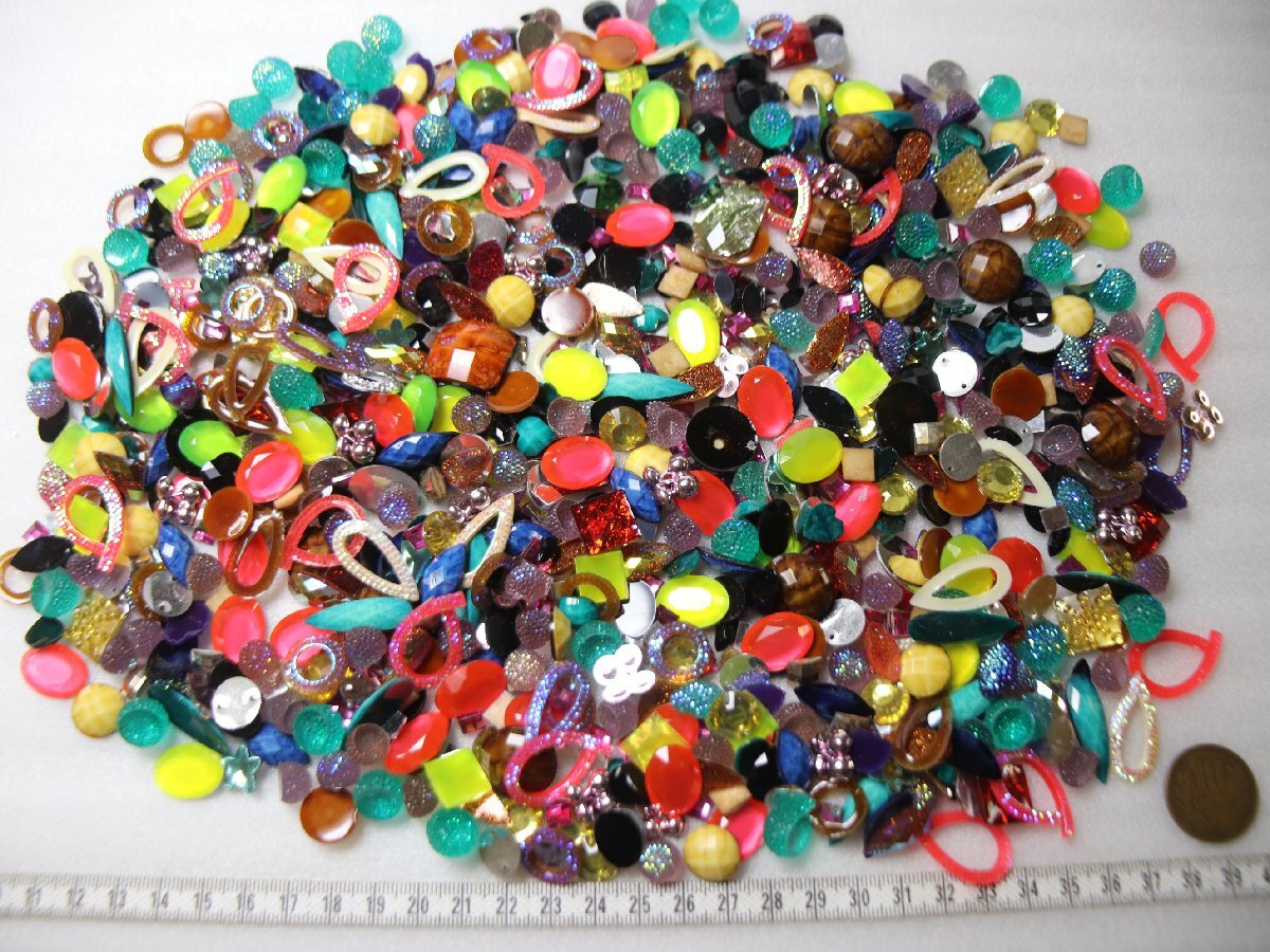 Yahoo!オークション - No.6・大量デコパーツ・260g