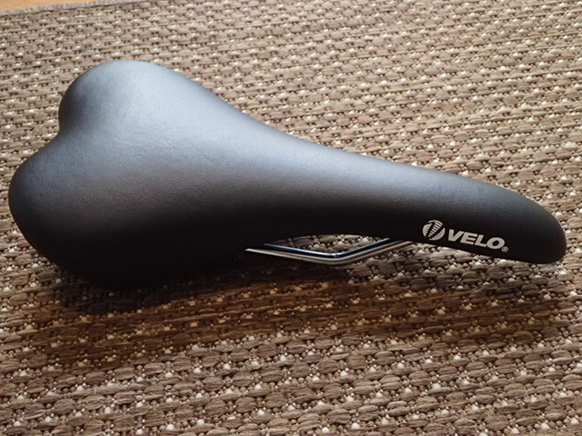 Yahoo!オークション - 新品 VELOサドル