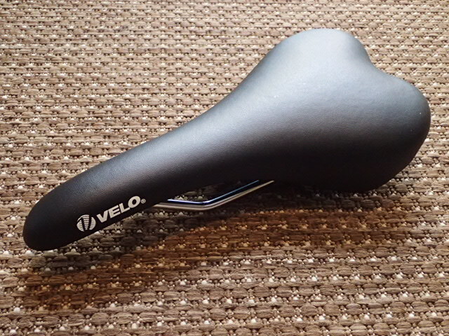 Yahoo!オークション - 新品 VELOサドル