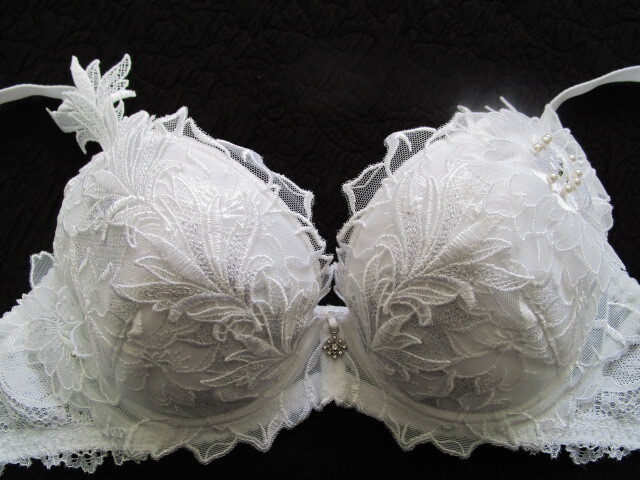 Yahoo!オークション - サルート[オアシス]E75＆ソングM WHワコール5...