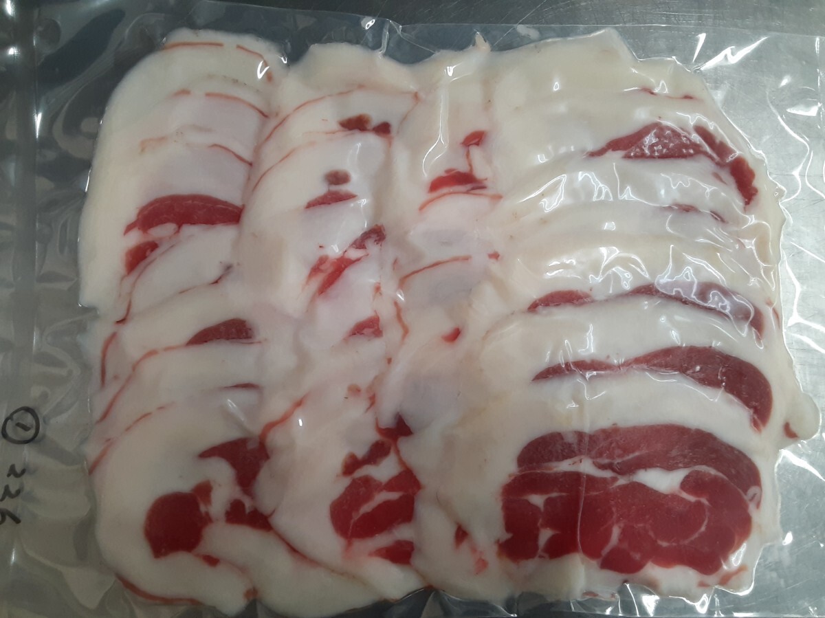 Yahoo!オークション - アナグマ肉 スライス 226g と端肉 190g ジビエ 1...