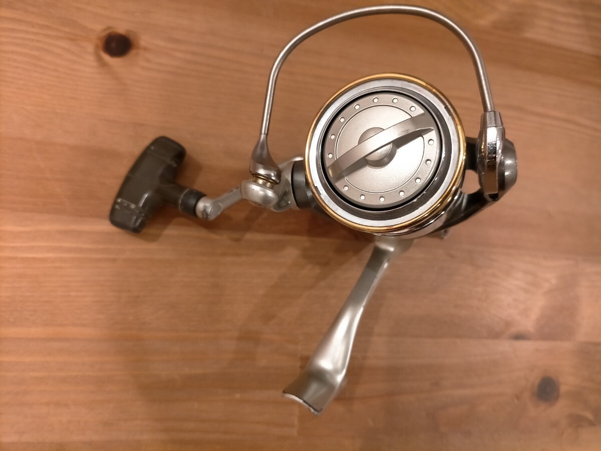 ダイワ カルディア 2500(ダイワ)｜売買されたオークション情報、yahooの商品情報をアーカイブ公開 - オークファン（aucfan.com）