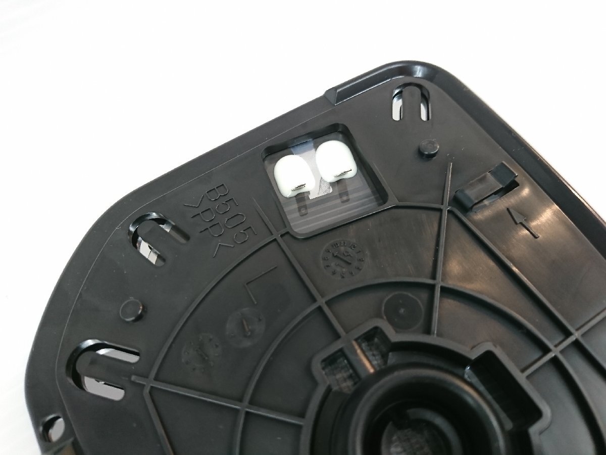 Yahoo!オークション - 未使用品 MITSUBISHI 三菱 純正 RVR ekワゴン ...