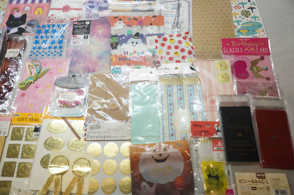 Yahoo!オークション - 【L32A】超大量 約3.5㎏ ラッピング用品 まとめ...