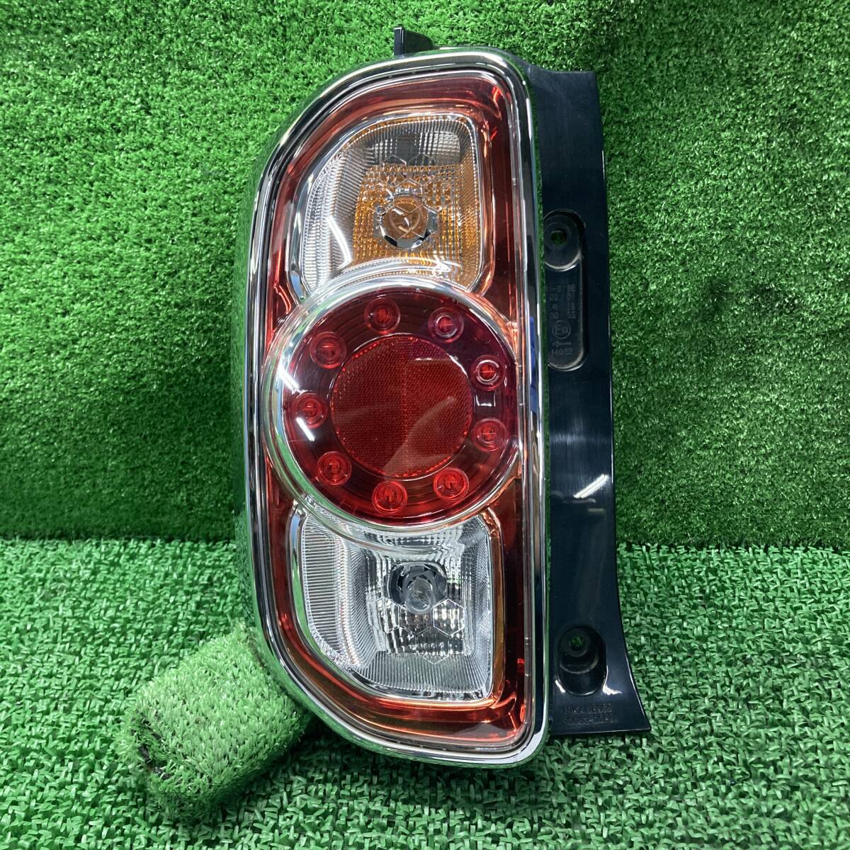 Yahoo!オークション - ハスラー MR41S G 左 テールランプ テールライ...