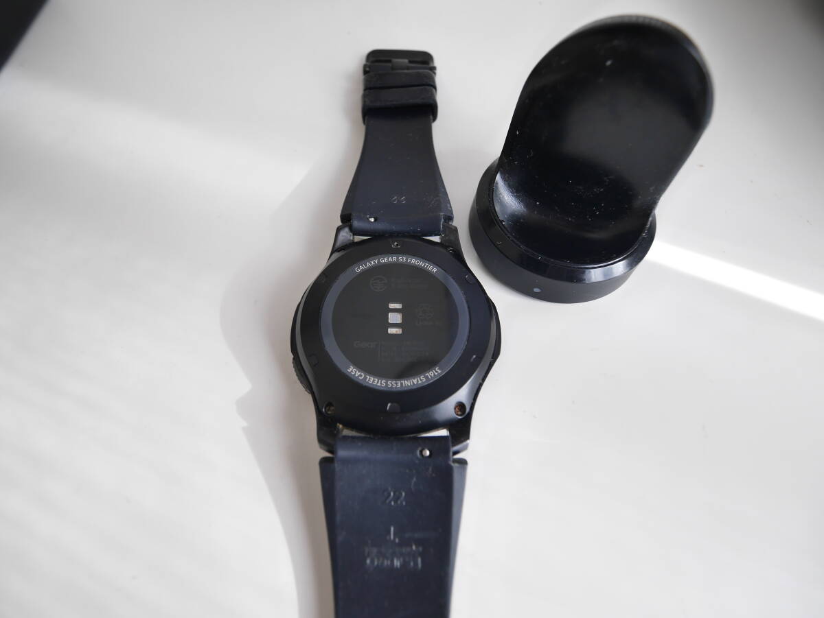 Yahoo!オークション - galaxy gear s3 frontier SM-R760 スマートウォ...