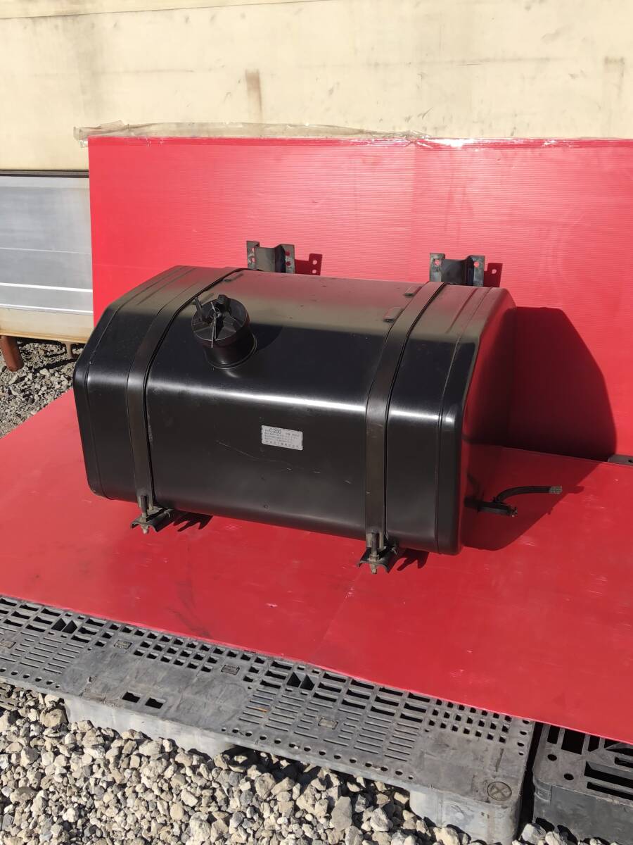 Yahoo!オークション - 大型 中型 トラック 宝栄 ホウエイ タンク サブ ...