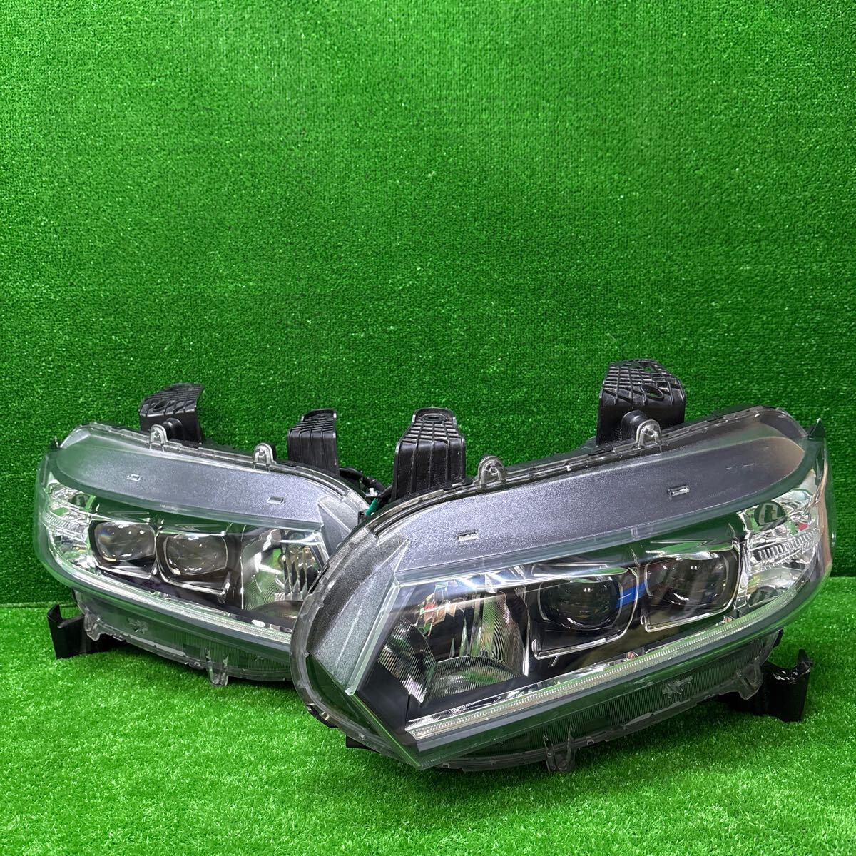 コーティング品 綺麗 JW5 S660 前期 後期 ヘッドライト左右 LED W2301 コンピューター付き 241218043(中古)のオークション落札情報