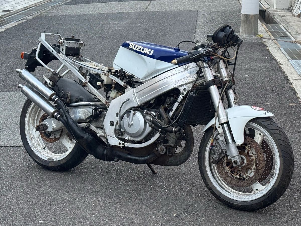 スズキ RGV250 VJ22 M型 アイドリングok 復活楽そう 現状(126cc-250cc)｜売買されたオークション情報、yahooの商品情報をアーカイブ公開 - オークファン ...