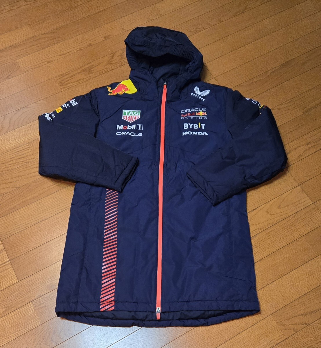 Yahoo!オークション - 2023 レッドブル レーシング 支給品 ウィンター...