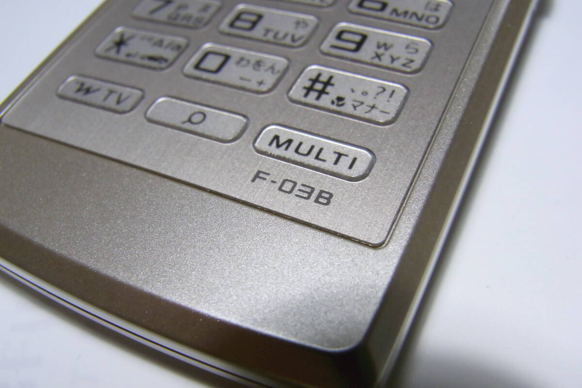 Yahoo!オークション - ガラケー docomo 富士通 F-03B