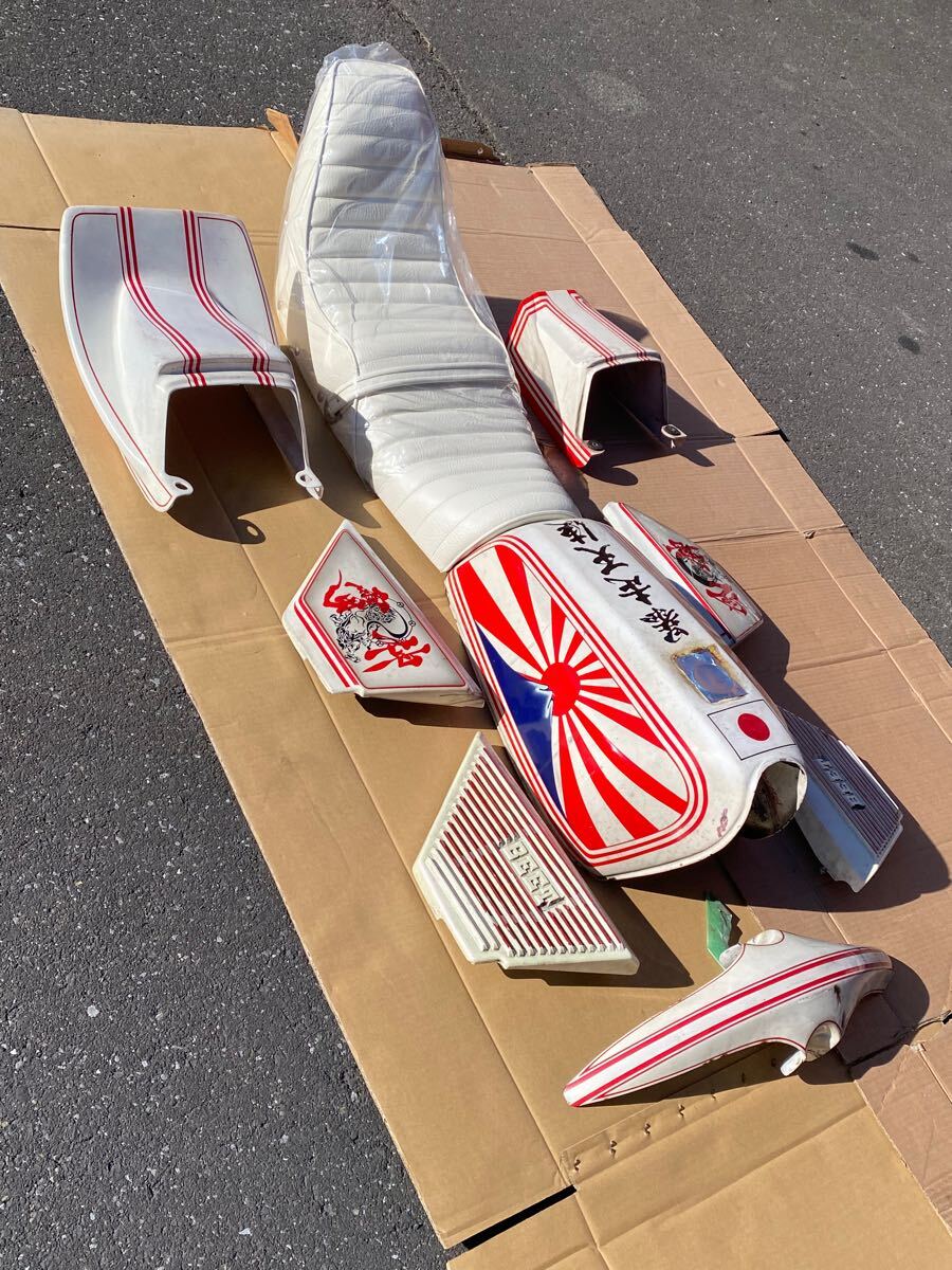 Yahoo!オークション - カワサキ KAWASAKI Z400FX ヤラレ仕様 外装一式...