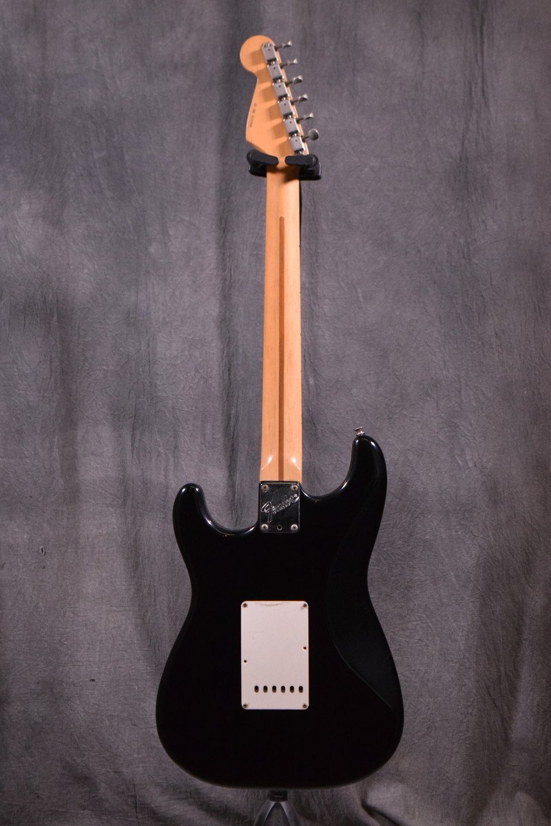 Yahoo!オークション - Fender USA STRATOCASTER Eric Clapton BLACKIE ...