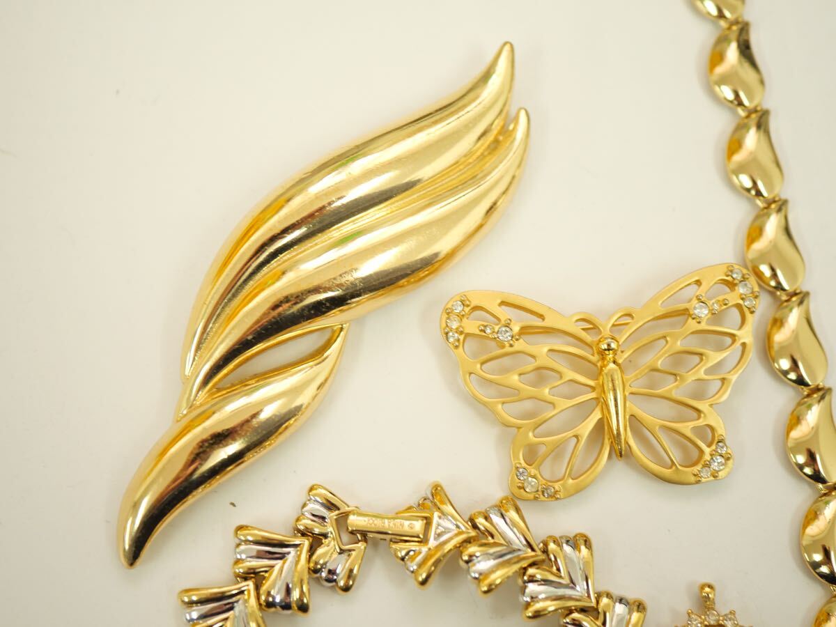 Yahoo!オークション - 【B23】ニナリッチ NINA RICCI AVON エイボン ネ...