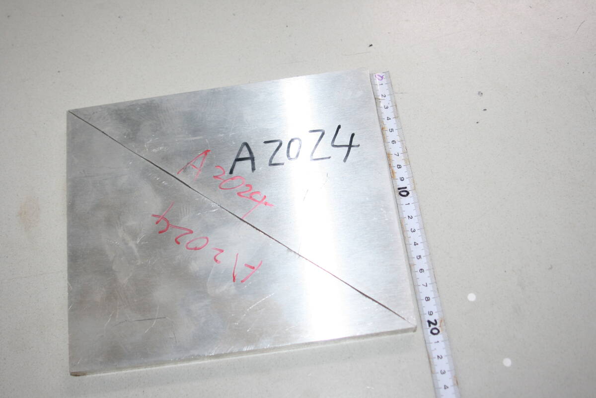 Yahoo!オークション - アルミ板 A2024 三角2枚 198X230X15mm