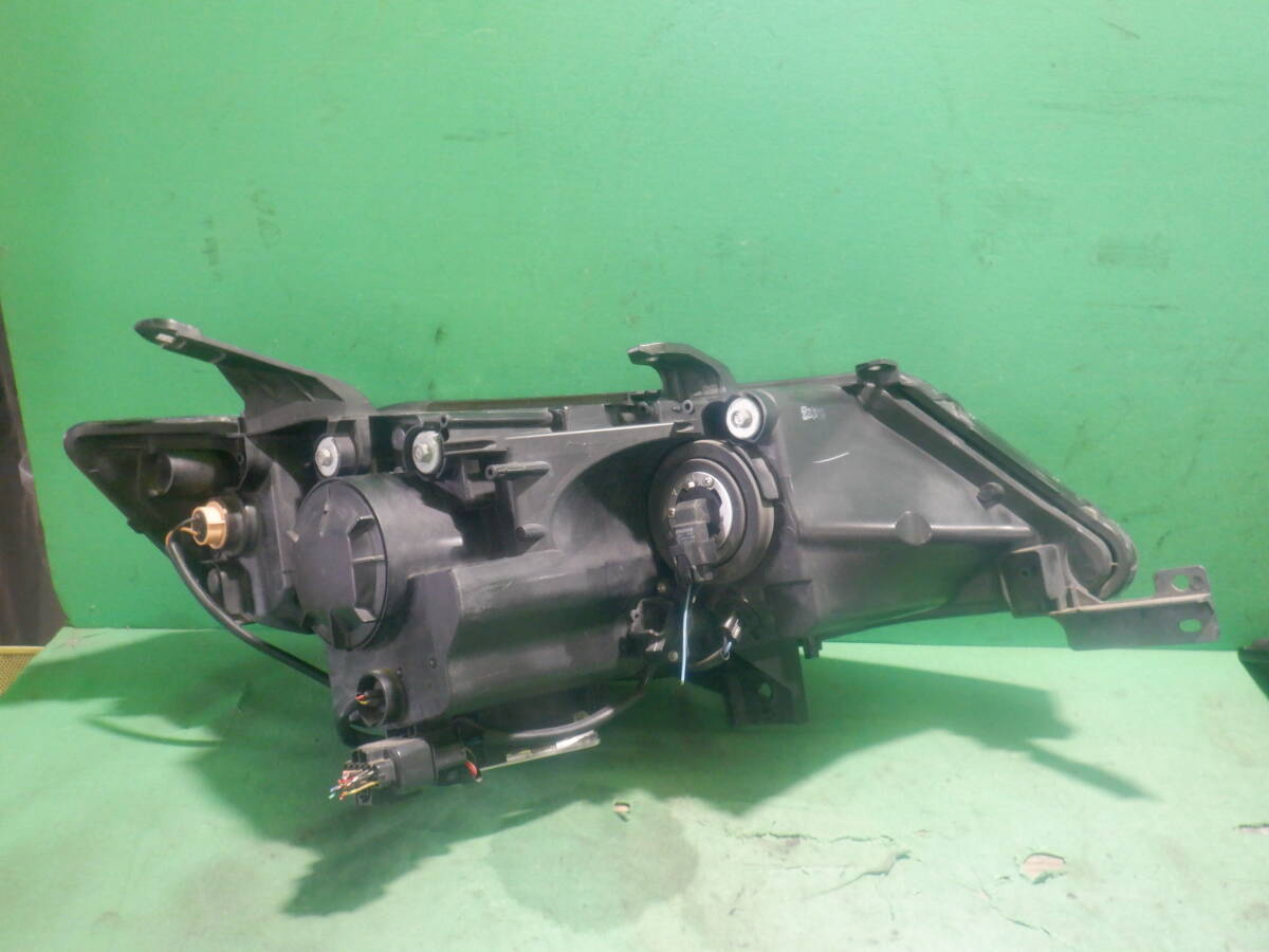 Yahoo!オークション - 【個人宅発送不可】 三菱 アウトランダー CW5W/C...