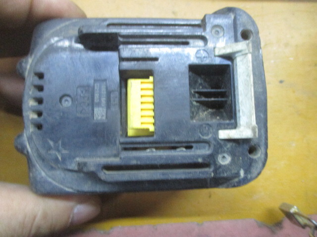 Yahoo!オークション - k4498 マキタ BL1430 14.4V