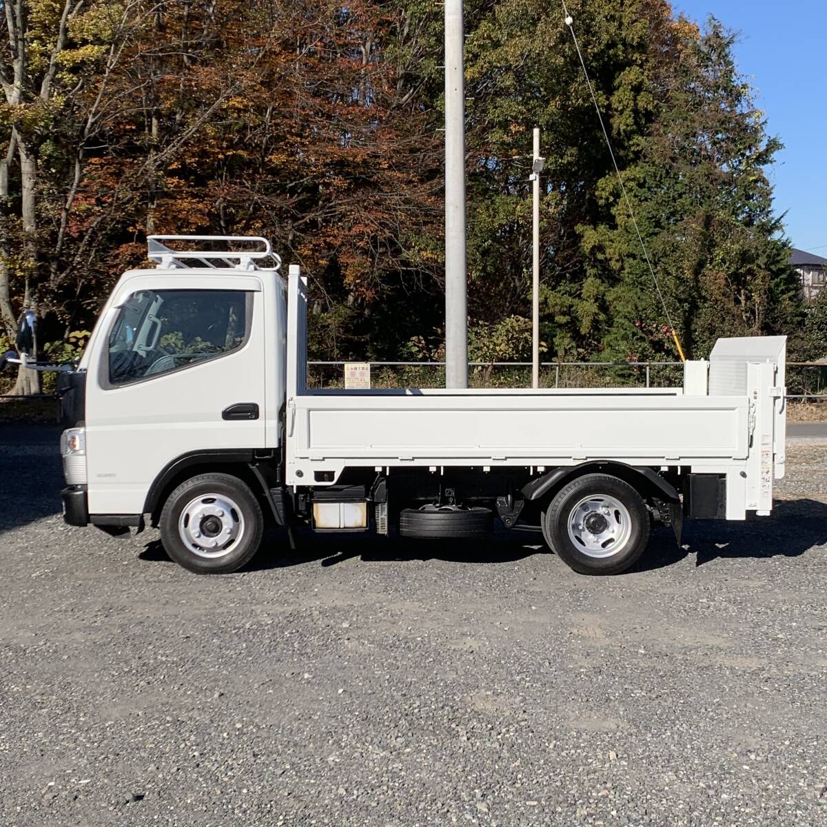 Yahoo!オークション - 売切り 車検付 2t低床 垂直パワーゲート 三菱キ...