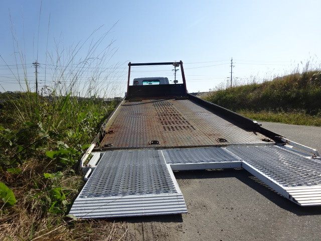 Yahoo!オークション - 超格安 即戦力 H13年式NEWエルフ6速MT NOX.PM適...