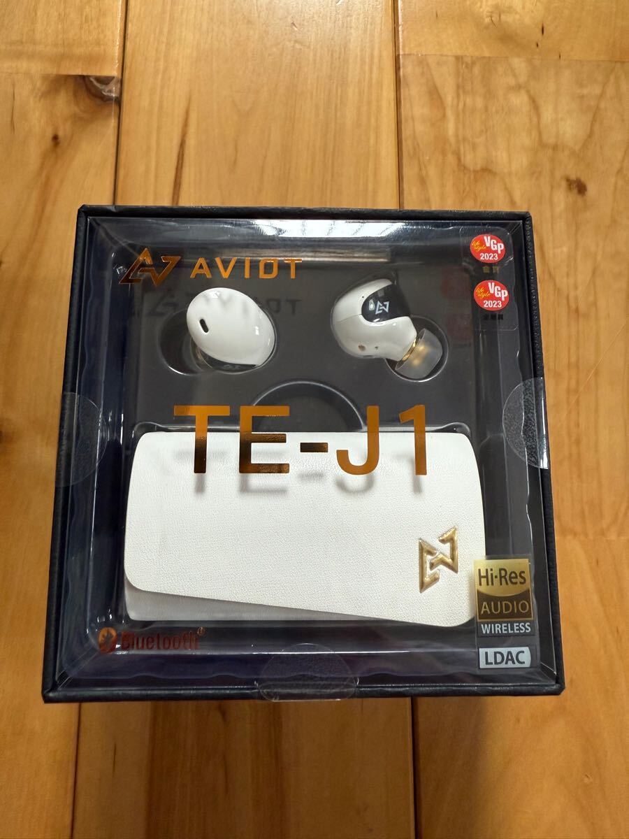 Yahoo!オークション - AVIOT アビオットTE-J1-WH ワイヤレスイヤホン ...