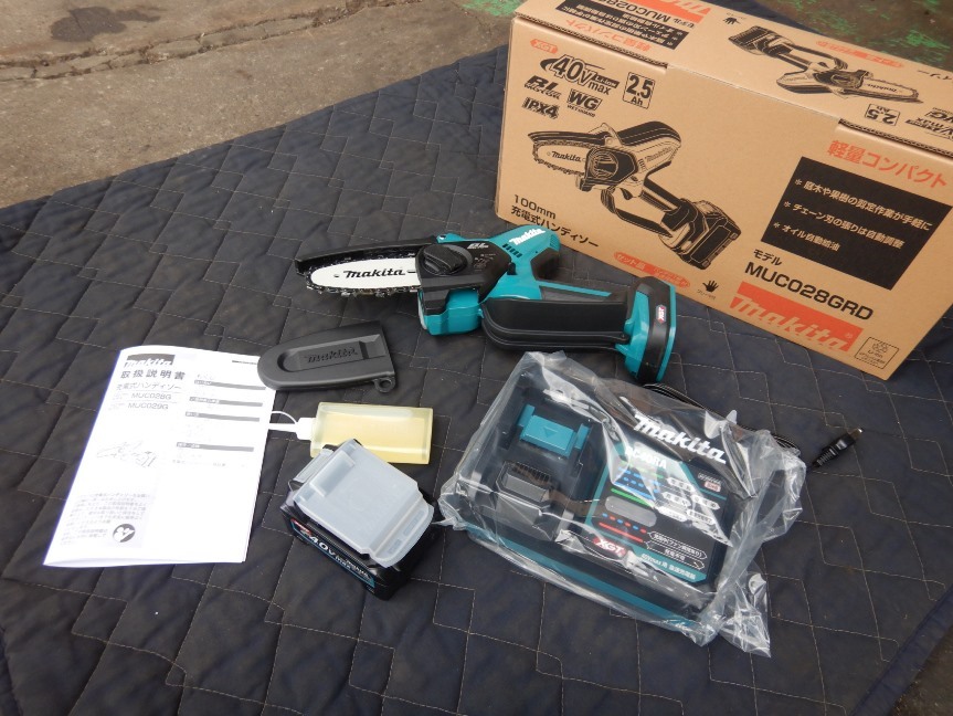 税0円 品マキタ充電ハンディソーMUC028GRD 40VMAX2.5Ah電池1個付セット バー長さ100mm(チェーンソー)｜売買されたオークション情報、yahooの商品情報をアーカイブ公開 ...