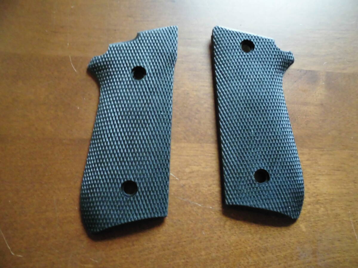 Yahoo!オークション - トーラス PT99 PT92 実銃グリップ ラバー