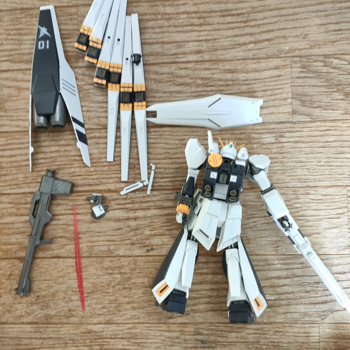 Yahoo!オークション - HG νガンダムHWS 素組