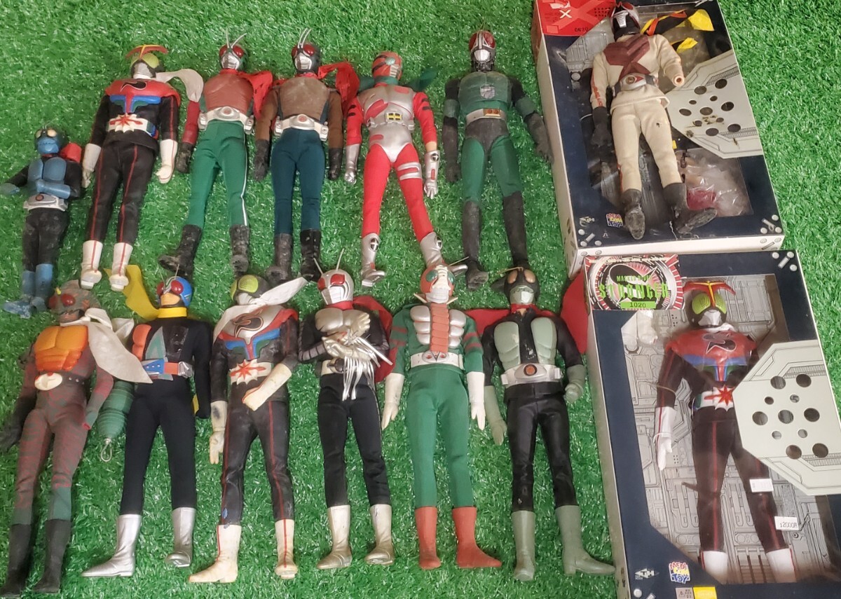 Yahoo!オークション - ジャンク メディコムトイ 1/6 RAH 大量 まとめ ...