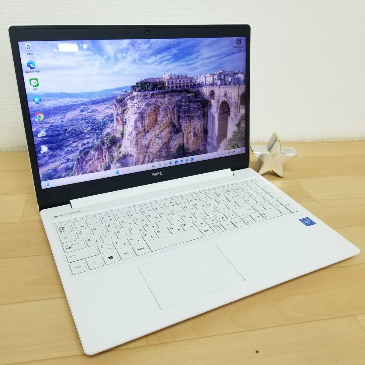 Yahoo!オークション - 2019年販売モデル/美品/新品SSD+追加HDD/第8世代...