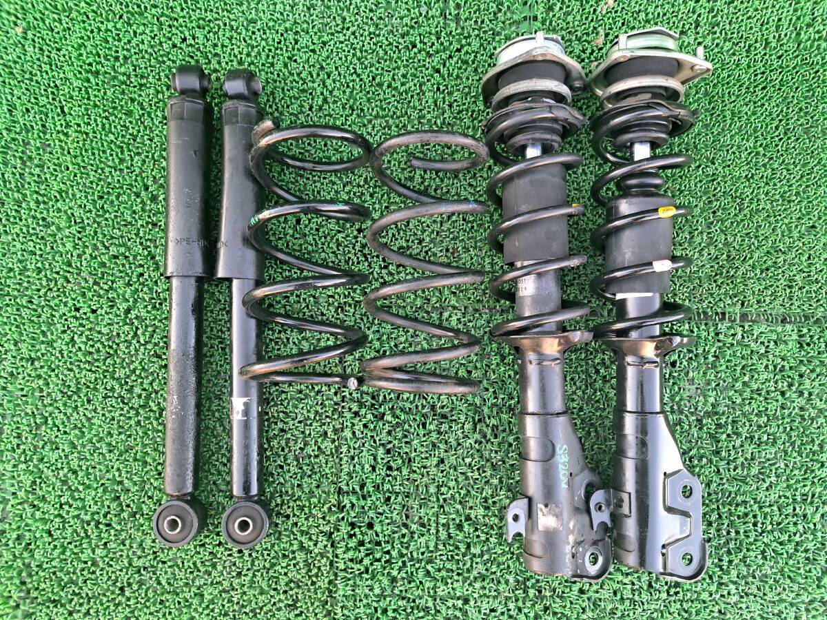 ハイゼット S331V S320V S330V S321V S331V 純正 サスペンション 1台分 フロント ストラット リアショックアブソーバー スプリング 左右(サスペンションキット ...