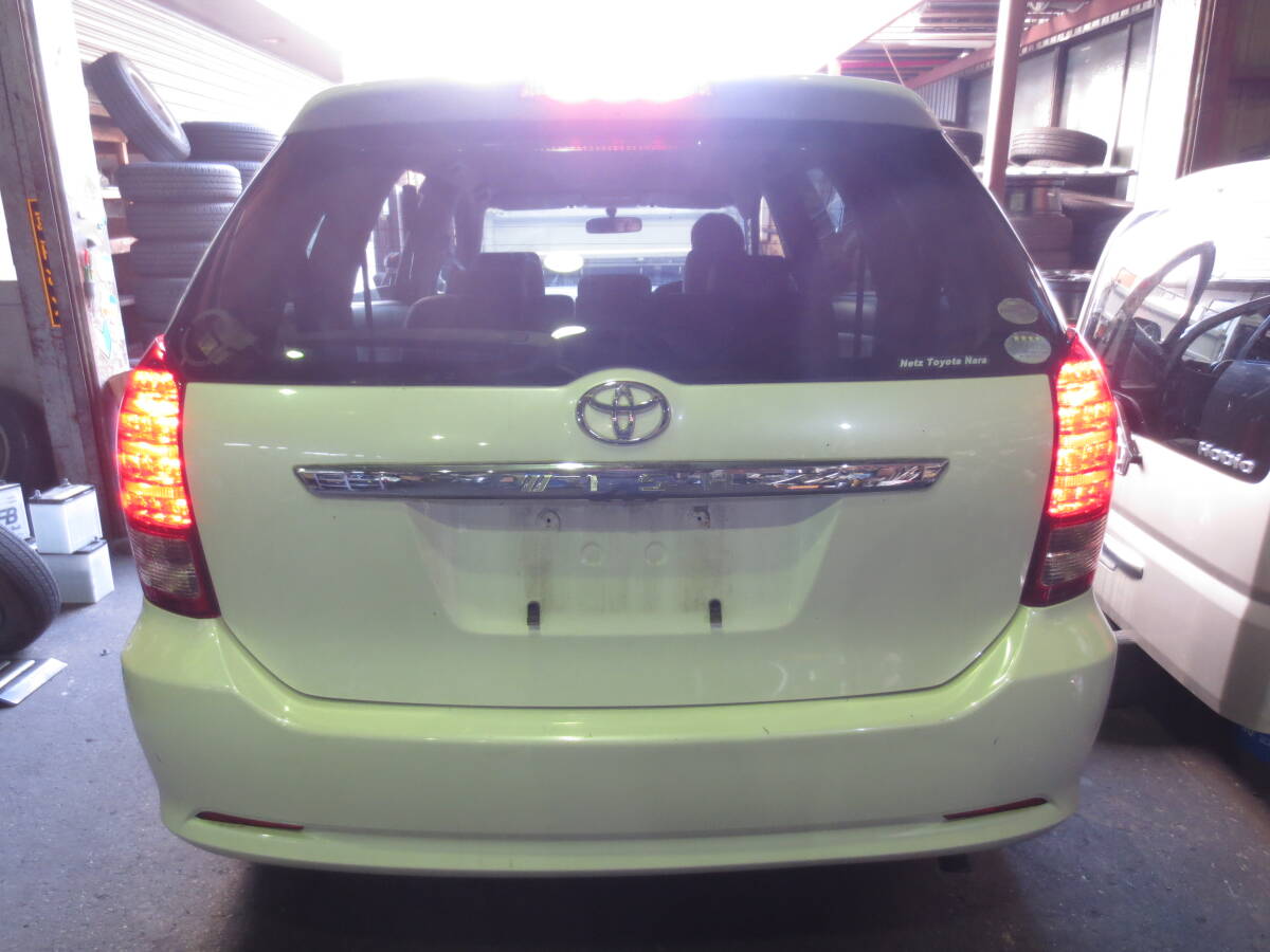 Yahoo!オークション - ZNE10 ウイッシュ 左右テールランプ ②