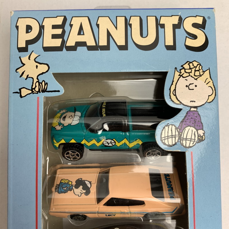 Yahoo!オークション - FUZPEANUTS レーシングチャンピオン スヌーピー ...