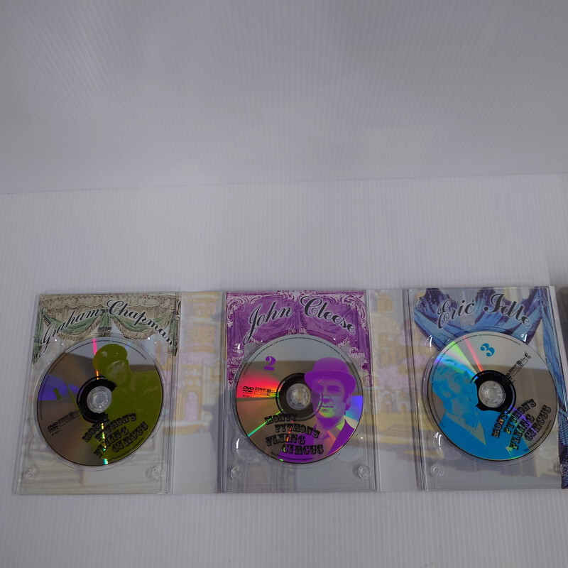 Yahoo!オークション - IZU空飛ぶモンティ・パイソン 日本語吹替復活”DV...