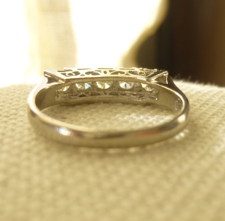 最終 ビンテージ 天然 ダイヤモンド 0.5ct pm850 プラチナ 5石 リング 指輪 8号 検 アンティーク ジュエリー 昭和 レトロ pt850(プラチナ台)｜売買されたオークション ...