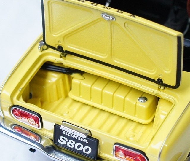 Yahoo!オークション - オートアート 1/18 1966 ホンダ S800 Sシリーズ ...