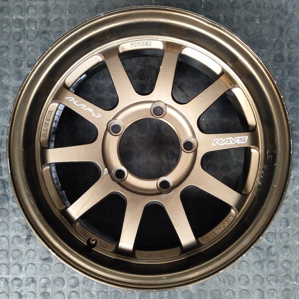 Yahoo!オークション - A11-205【1本のみ】【16x6J 5x139.7 ET+5 ハブ10...