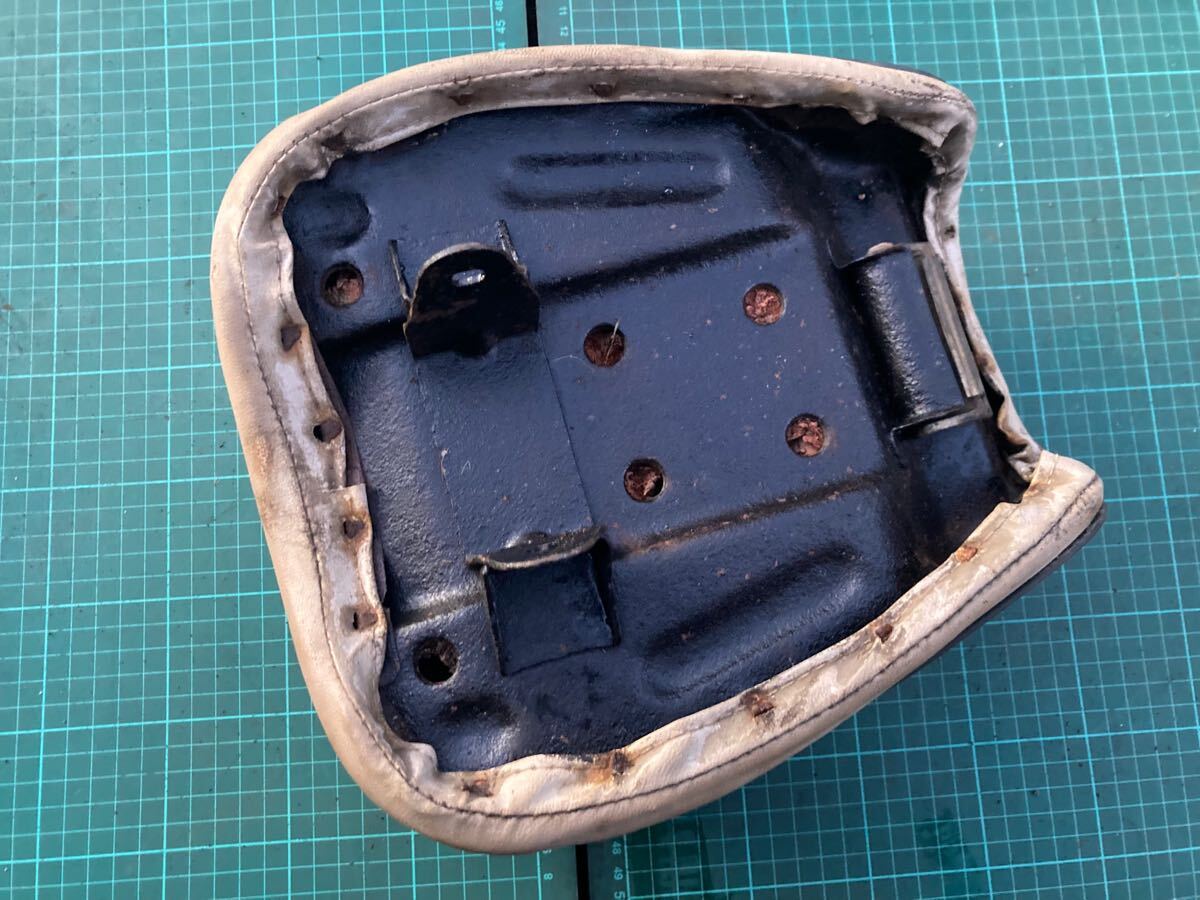 Yahoo!オークション - スポーツカブ CS65 (S65-A09) 純正シート