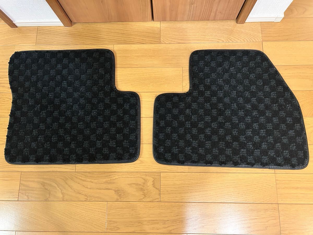 Yahoo!オークション - 【KARO】クエスト 180SX用 フロアマット リア2点...