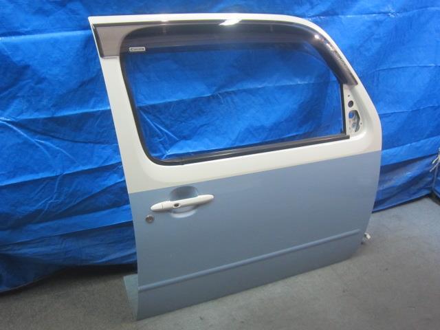 Yahoo!オークション - ミラココア DBA-L675S 右フロントドア X81 6700...