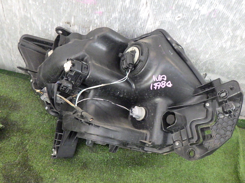 Yahoo!オークション - 売り切り DBA-LA600S タント カスタムRS LED LA6...